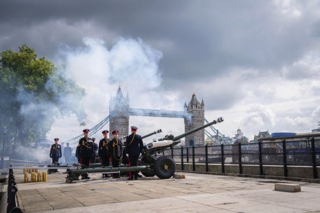 The King’s Coronation: Gun salutes | Royal Life Magazine