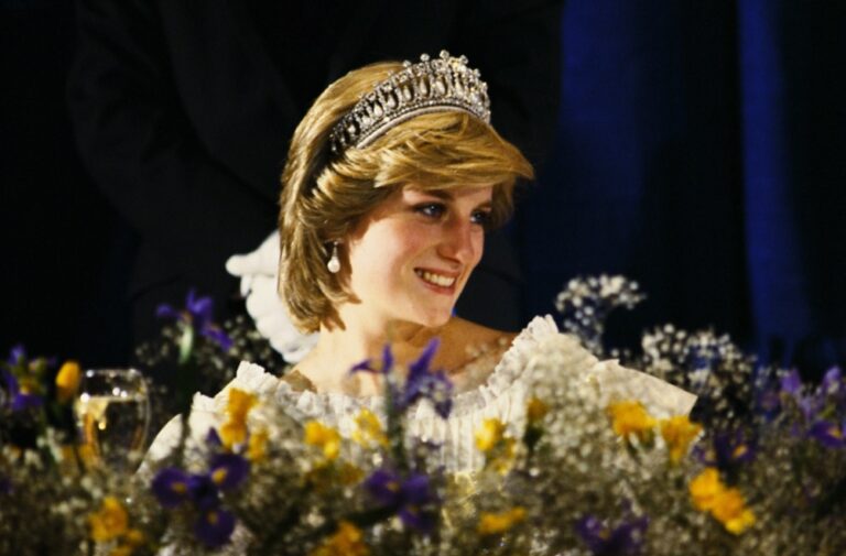 Princess Diana’s Life and Legacy Unveiled through Iconic Photos | Royal ...